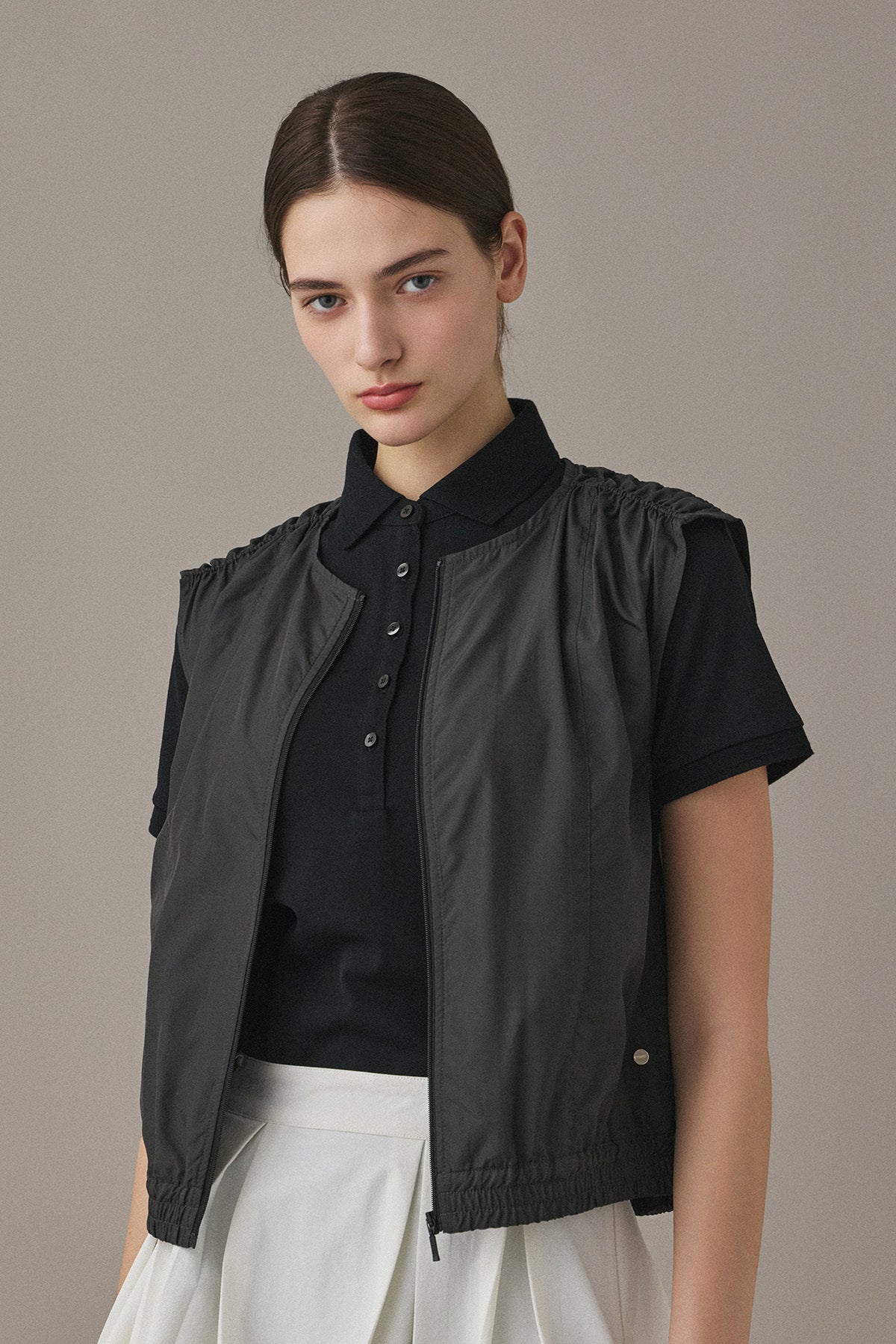 GATHER RIP LIGHT VEST - Charcoal